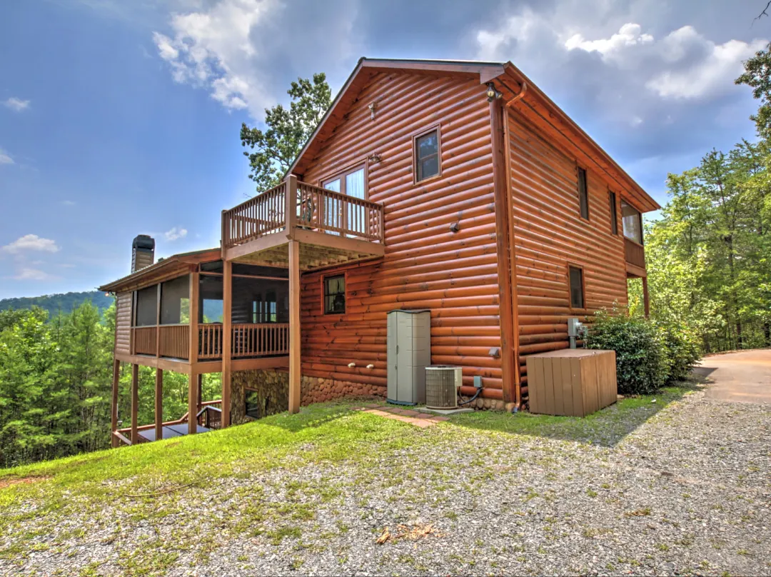 Mountain View Retreat With Hot Tub And Game Room - Cozy Escape - Blue Ridge, GA