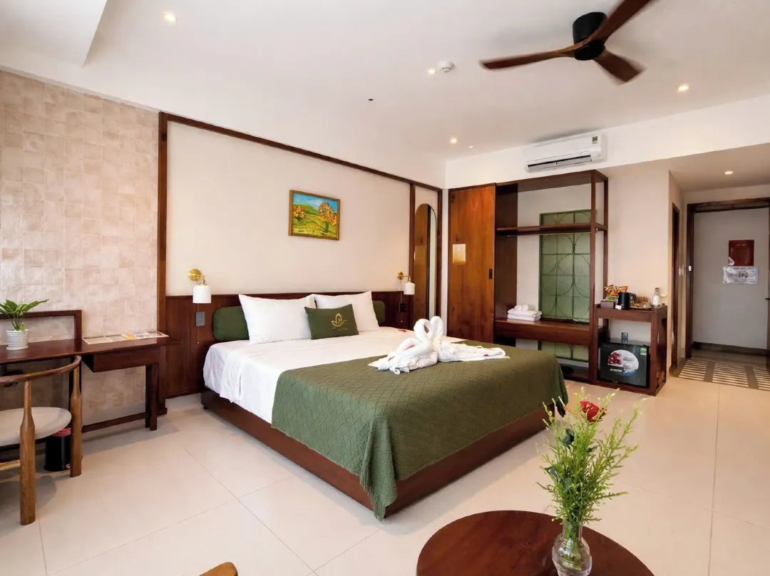 Magnolia Boutique Hue - Hương Thủy