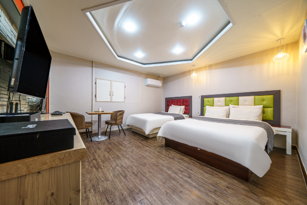 Gunsan J Reviews: 5 Real Ratings & Photos 2025 | Trip.com