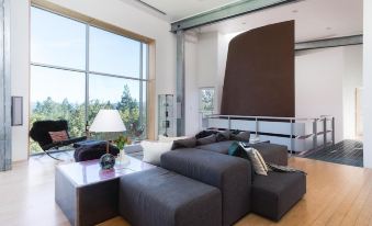 Blue Steel Ultramodern Architectural Masterpiece w Gorgeous Views ...