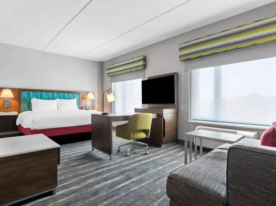 Hampton Inn & Suites By Hilton Chicago Medical District Uic - Bedford, PA