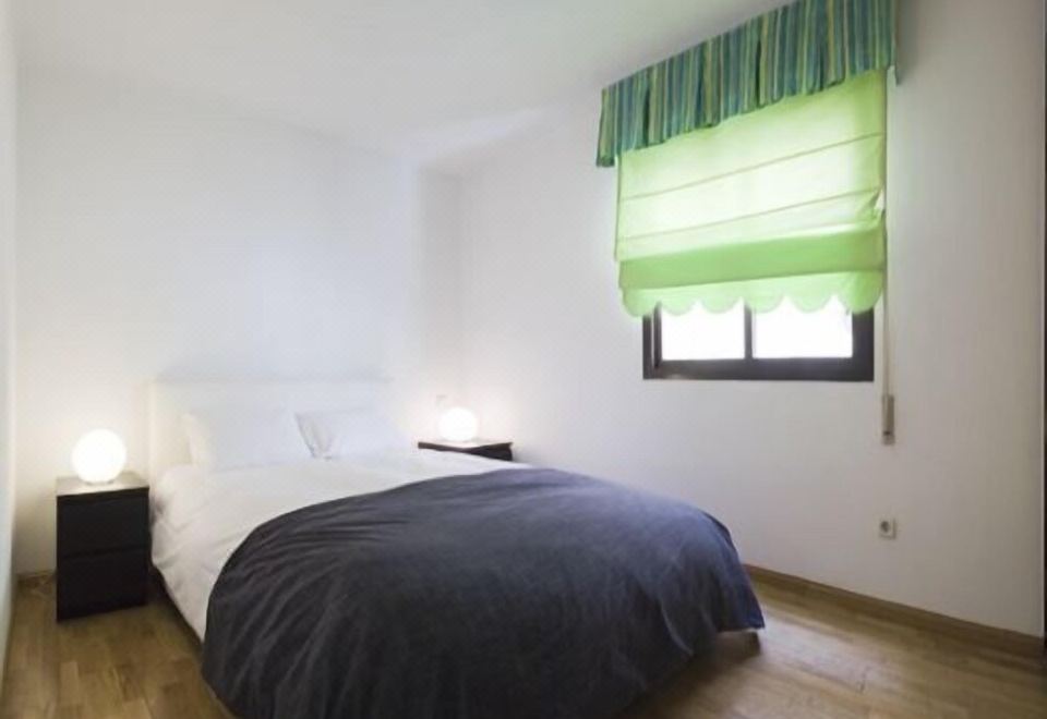 PRADO MUSEUM AIR (60m2, AC, WIFI, Easy CheckIn, Garage), Madrid - 2026 ...