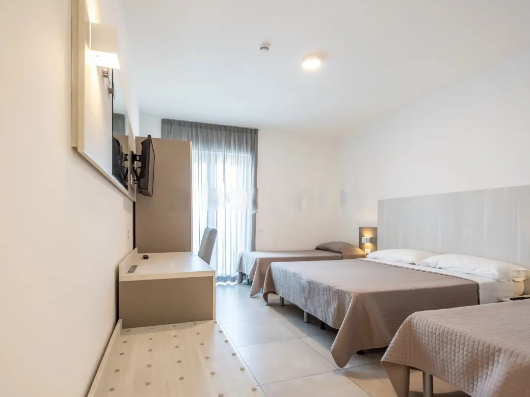 Hotel Settibi - Giulianova