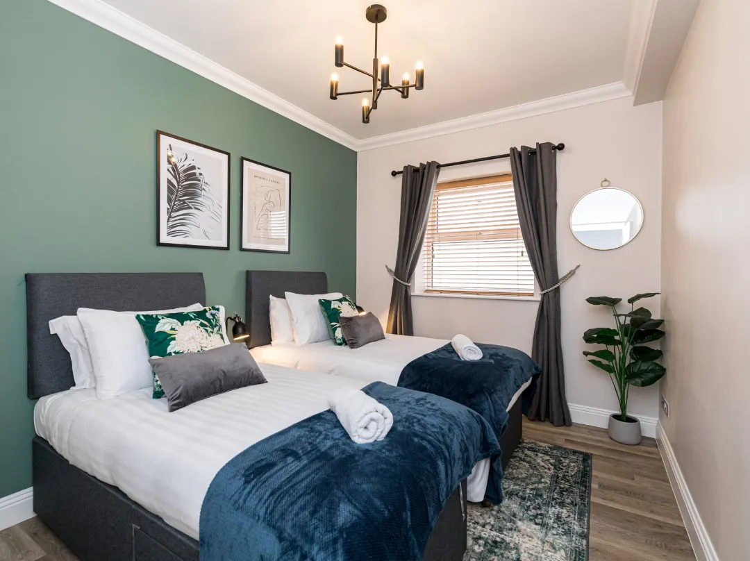 Beachside Home With Private Garden   Parking | Sleeps 6 - Bournemouth