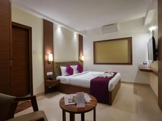 The Scarlet Srirangam - Tiruchirappalli