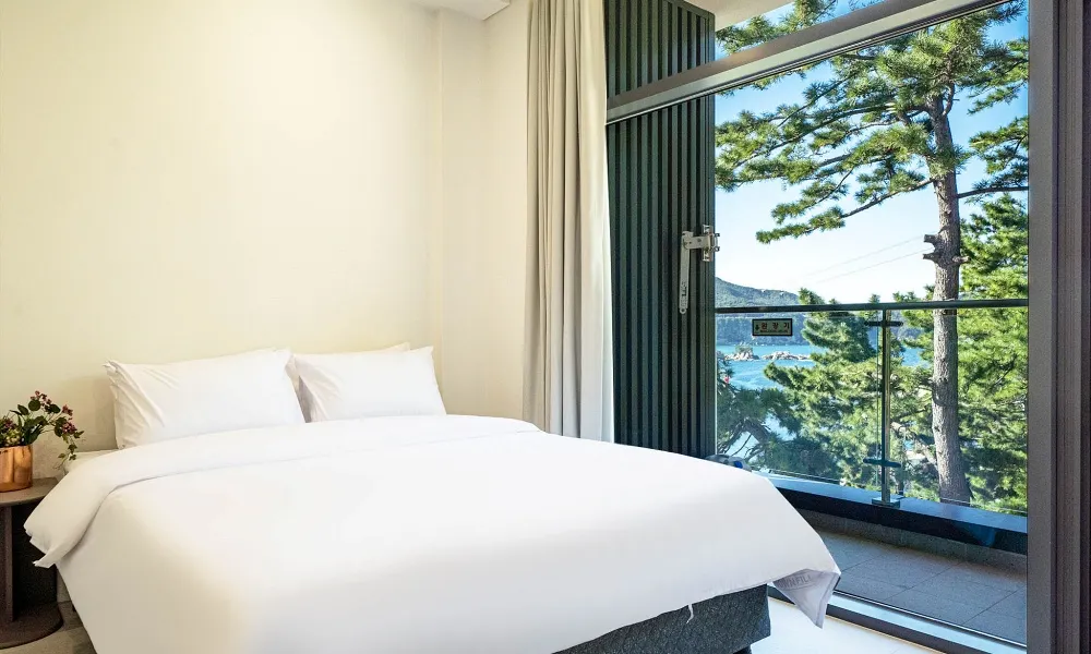 Hillsnorkelbeach Hotel - 삼척시