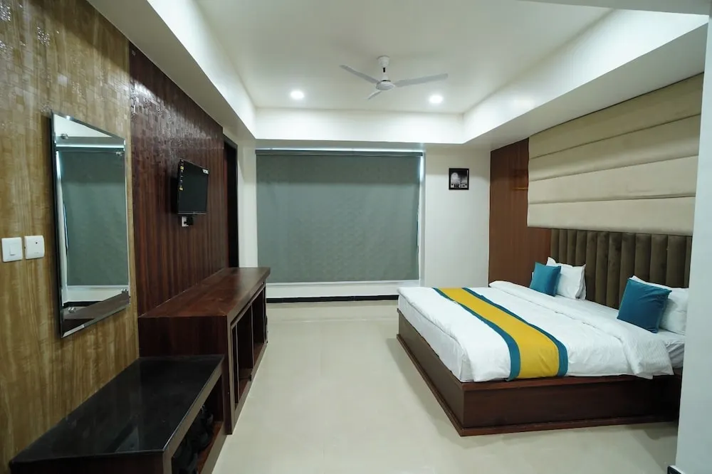 Hotel Psk Inn A Boutique - Mughalsarai