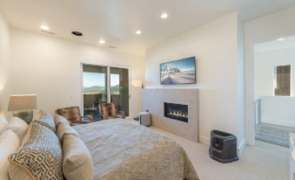 Slopeside Luxury at Apex, Ski-in Ski-out, Private Hot Tub, Clubhouse ...