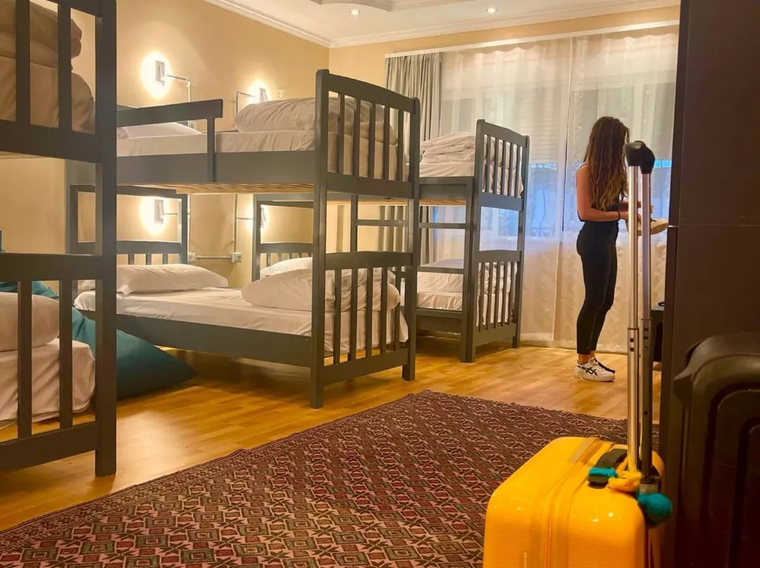 Mandarine Hostel - Tirana