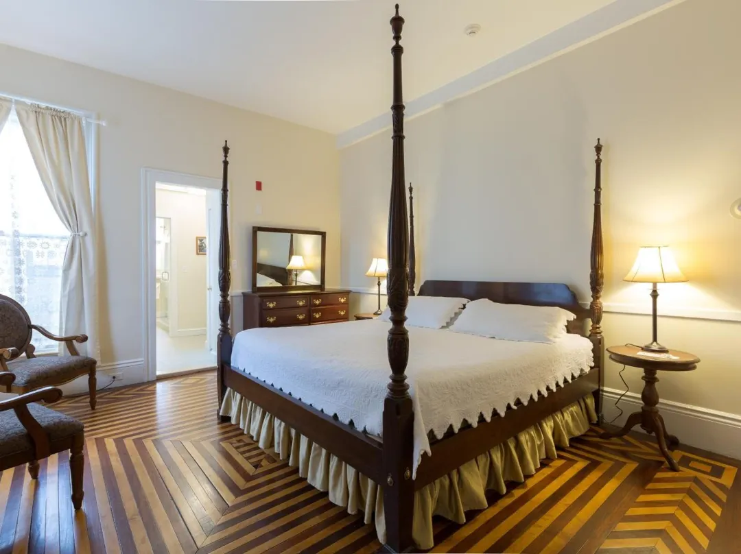 The Salem Inn - Marblehead, MA