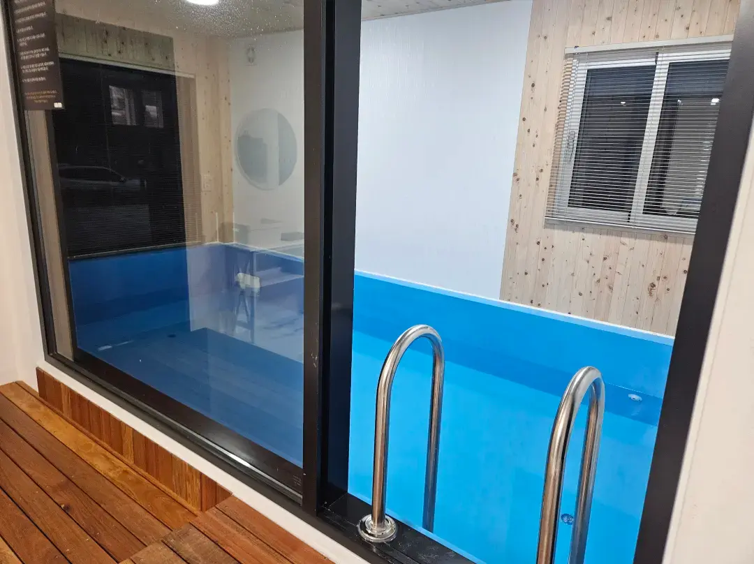 Wonju Swim Poolvilla - Wonju