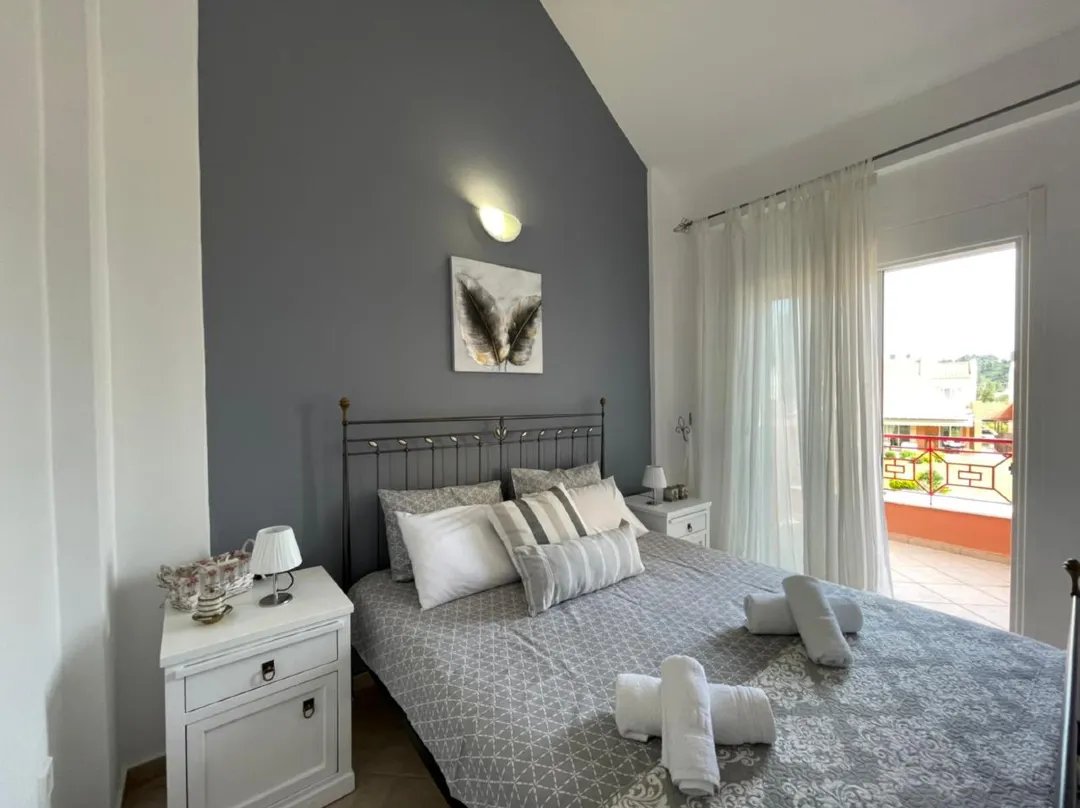 Cozy Beachfront Maisonette Offers Panoramic Views Of Sea! - Halkidiki