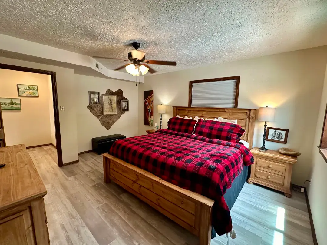 Breathtaking Views And Cozy Fireplace - Spacious Mountain Gem - Red River, NM