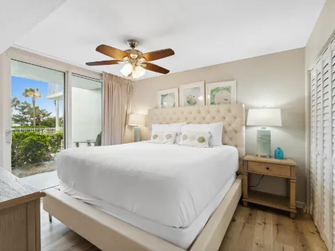 Pelican Beach 114 - Fort Walton Beach, FL