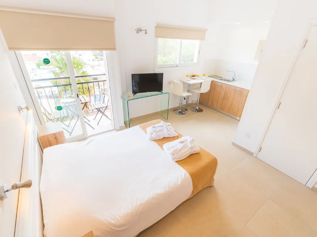 Chrielka Hotel - Limassol