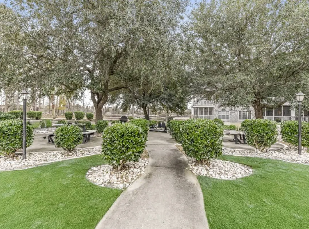 Cozy Living Space And Tranquil Balcony - Charming Coastal Retreat - Myrtle Beach, SC