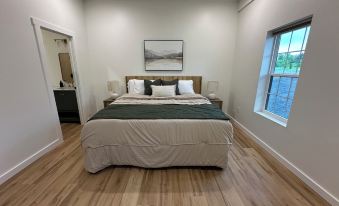 BRAND NEW 3 Bedroom Modern Barndominium at Lake Cumberland .5 mi to ...