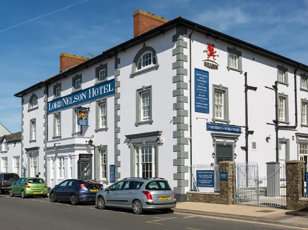 The Lord Nelson Hotel - Milford Haven