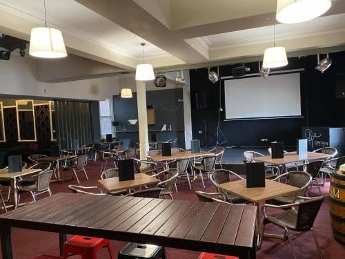 Crown Hotel Collie,Collie - Updated 2024 Reviews & Prices | Trip.com