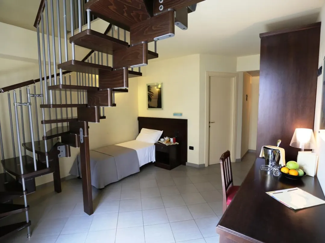 Albanuova Hotel - Реджо-Калабрия