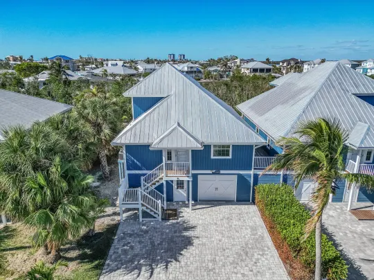 Secluded Pier And Stunning Bay Views - Tranquil Escape - Fort Myers Beach, FL