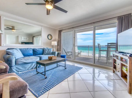 Covered Balcony And Full Kitchen Amenities - Elegant Beachfront Oasis - Miramar Beach, FL