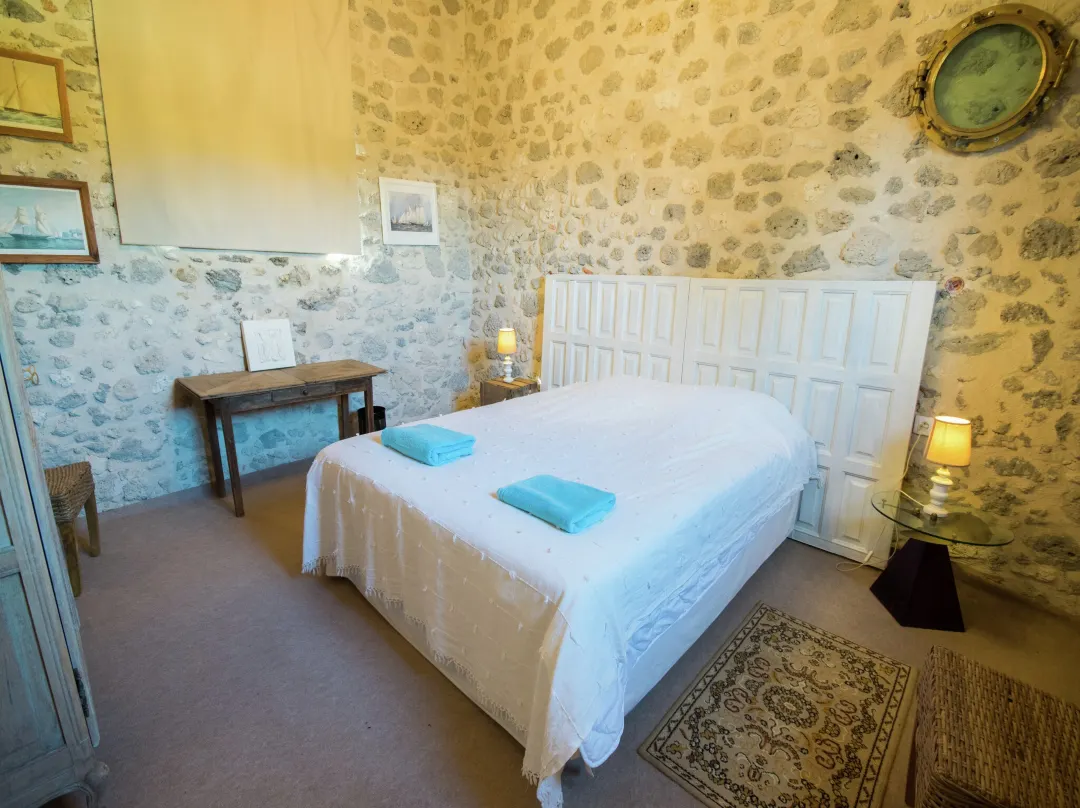 Mansion In Fargues With Pool And Garden - Lot-et-Garonne