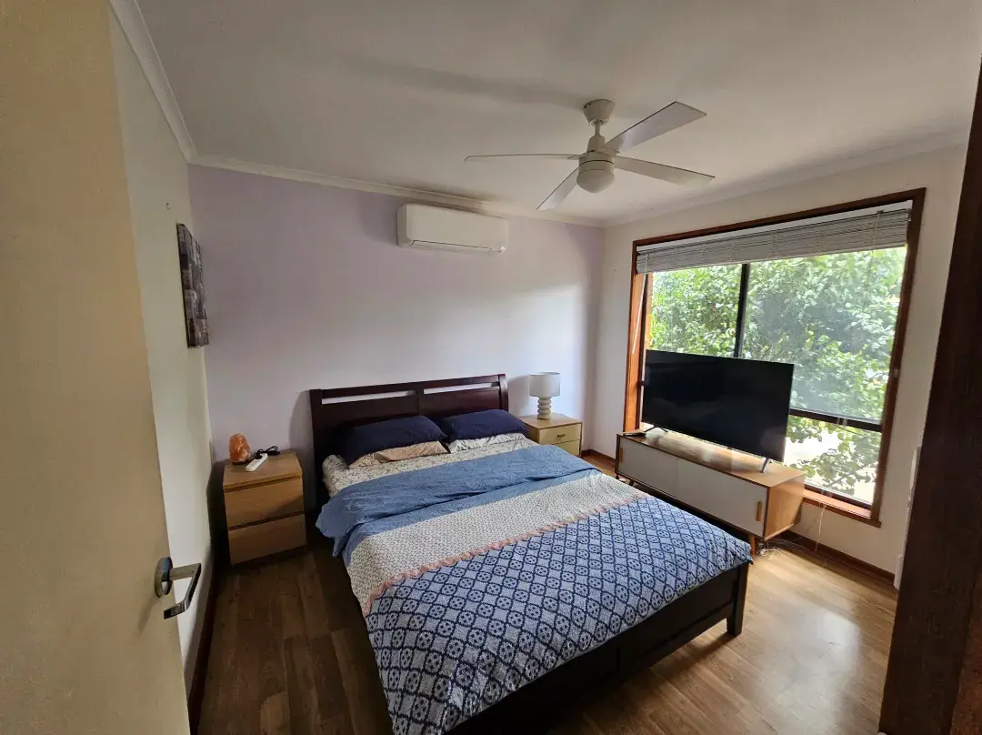 Home Near Melbourne Airport - City of Hume