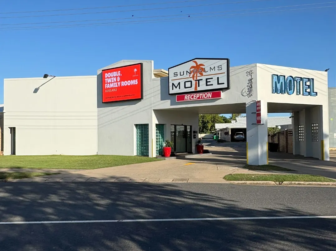 Sunpalms Motel - Rockhampton