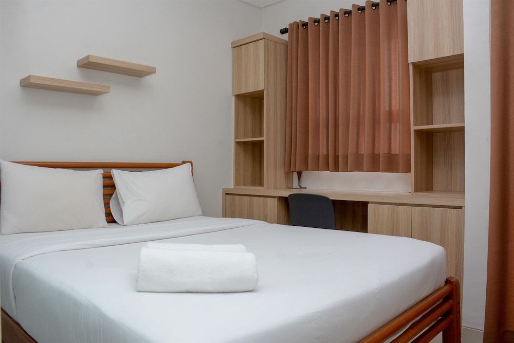 Homey And Cozy Living 1br Apartment At Atlanta Residences - Depok