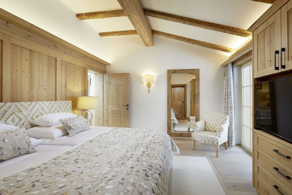 Tennerhof Luxury Chalets - Kitzbuhel