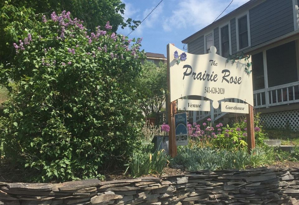 The Prairie Rose Guesthouse- Strawberry Wilderness at your Doorstep ...
