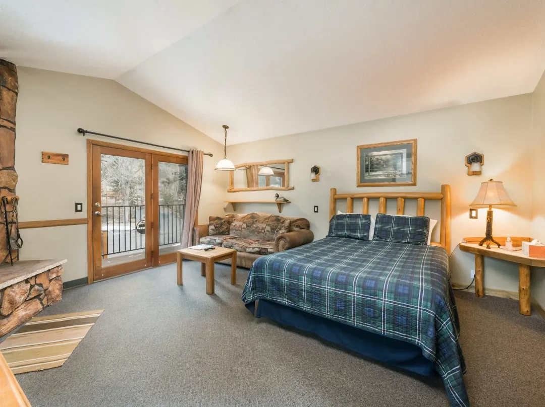 4 Seasons Inn On Fall River - Estes Park, CO