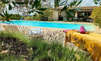 Stone house with swimming pool sleeps 10 in the heart of a farmhouse ...