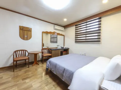 Mungyeong Queen - Gimcheon-si