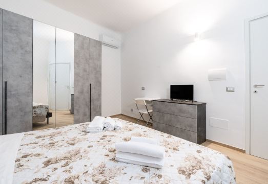 The Queen Room in Bari by Wonderful Italy: Latest Deals & Reviews 2026 ...