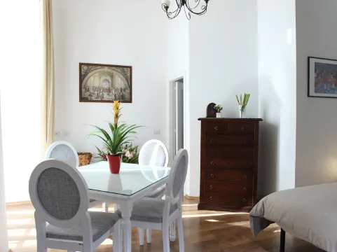 Napolipietrasanta Lt - Naples, Italie