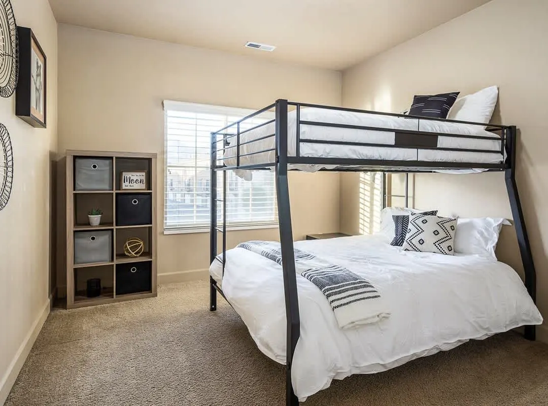 A La Mode Stunning 4 Bedroom Orem Home - Provo, UT