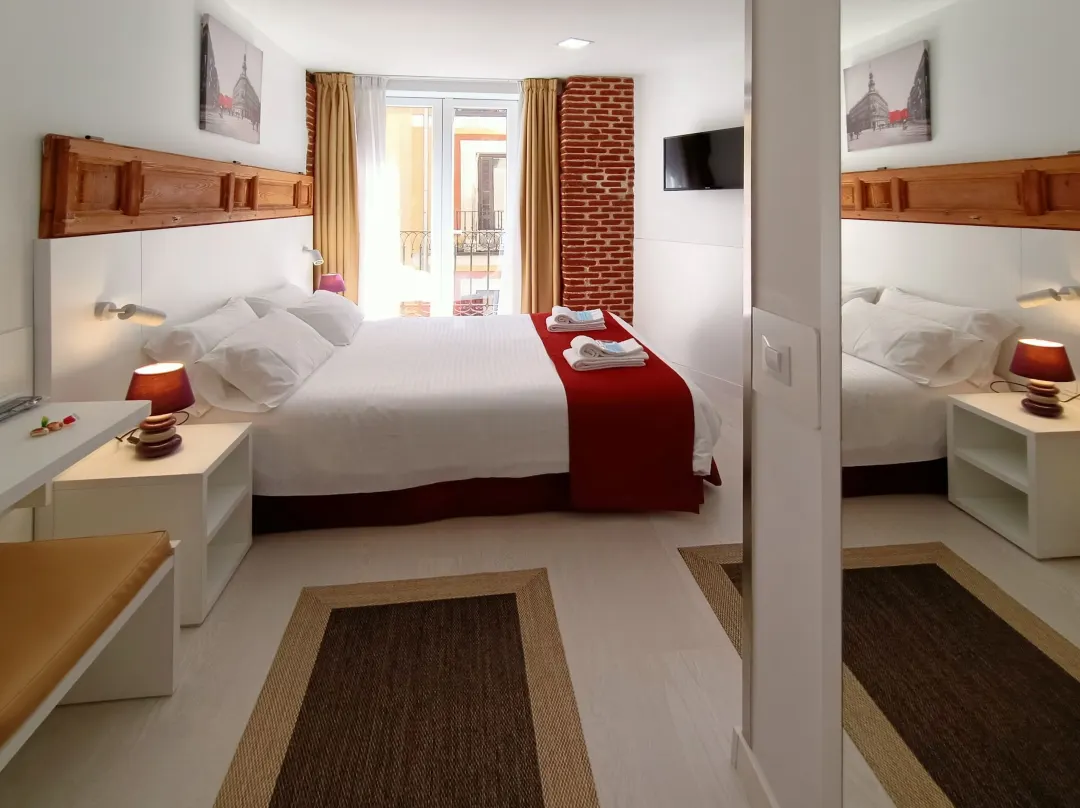 Hostal Royal Cruz - Madrid