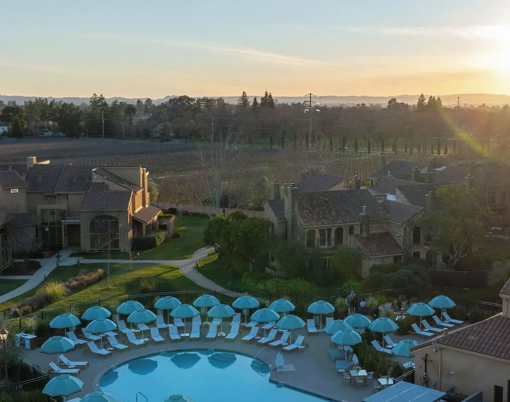 Vinarosa Resort & Spa - Santa Rosa, CA