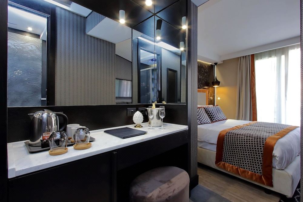 Helmirage Piazza Di Spagna Suite - Roma