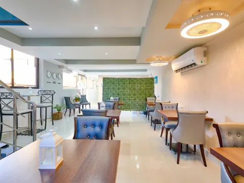 Malecon Premium Plus - Santo Domingo