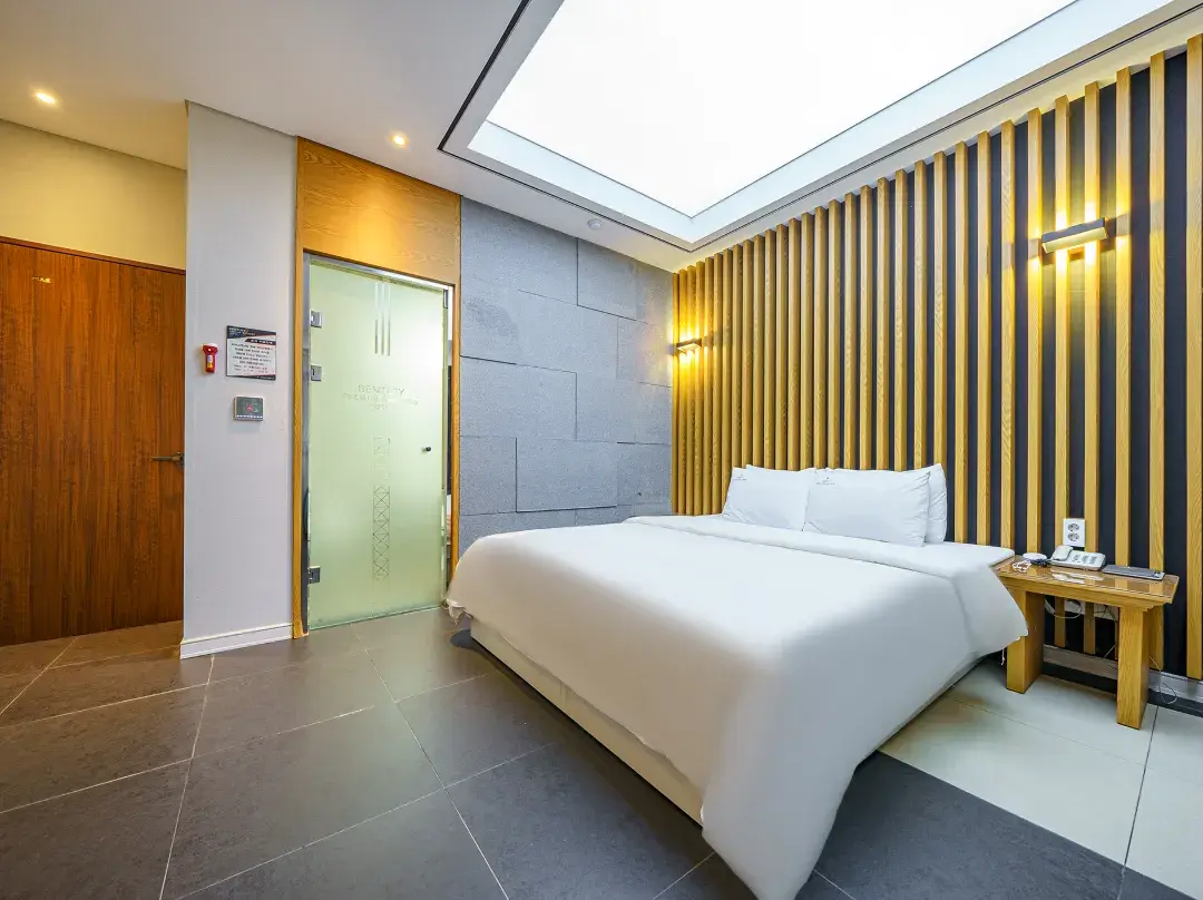 Gwangju Bentley Business Hotel - Naju-si