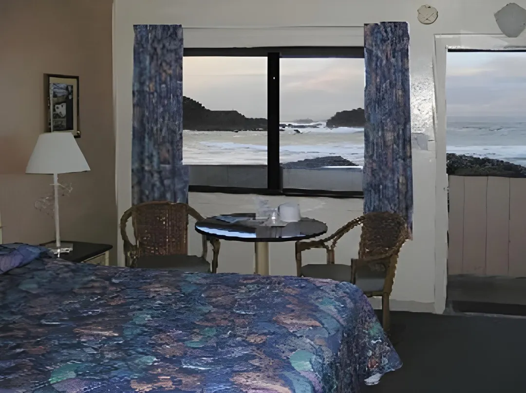 Sea Breeze Motel - Pacifica, CA