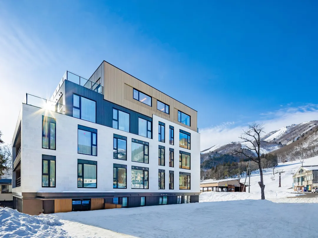 Roka - Hakuba