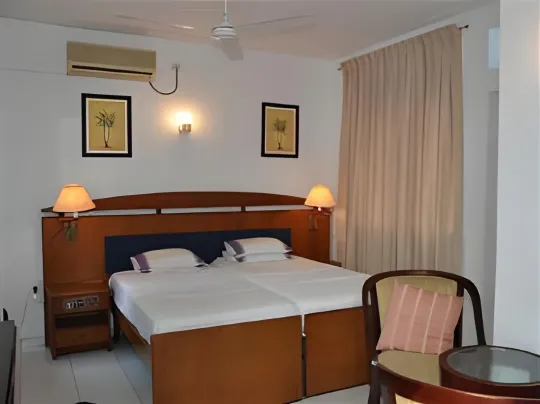 Ykd Tourist Rest Hikkaduwa - Hikkaduwa