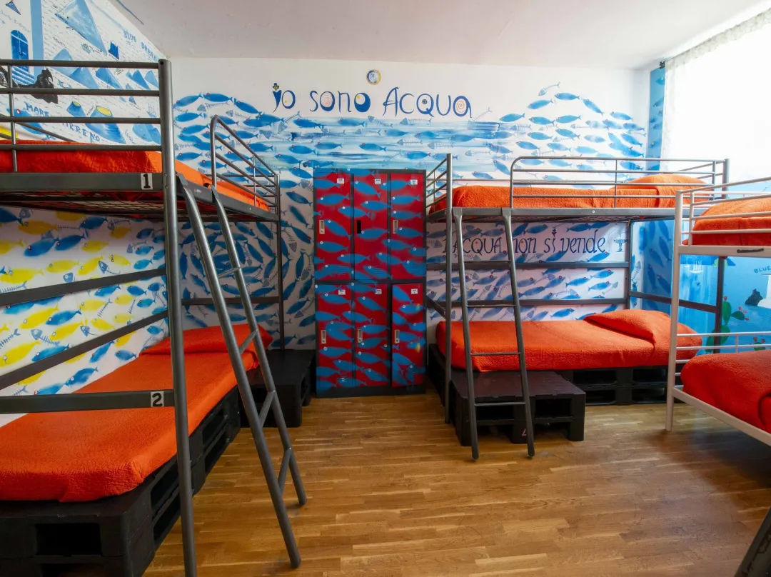 Eco Hostel Floreale - Naples