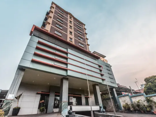 Hotel Alia Matraman - Jakarta
