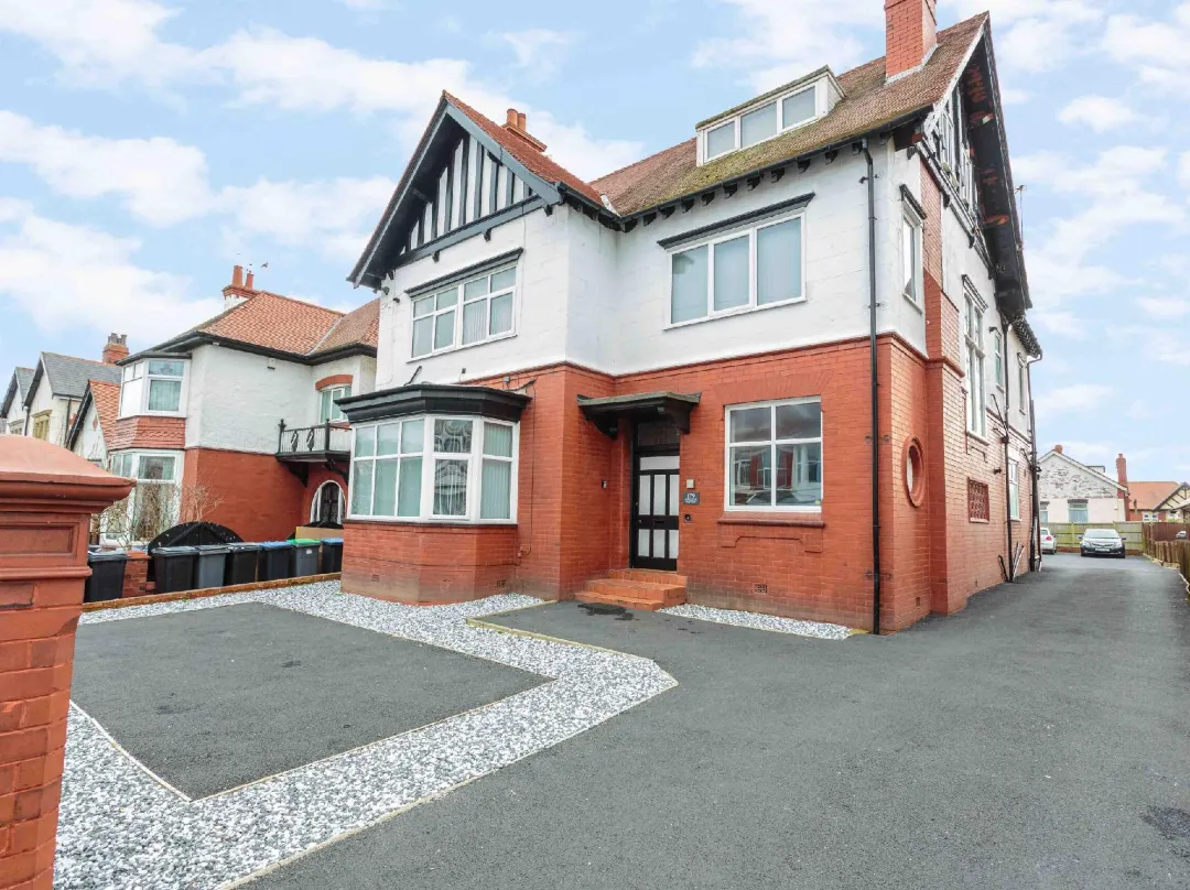 Cherry Property - Mulberry Suite - Blackpool