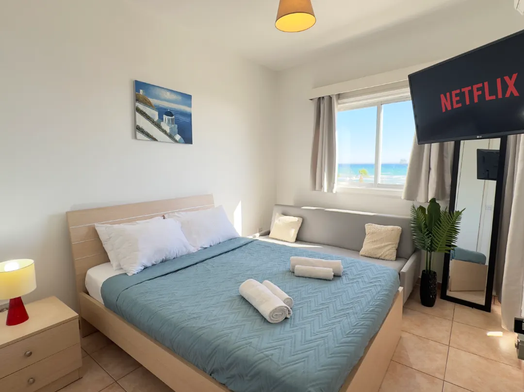 Kolonaki Seaview 1bdr Finikoudes - Larnaca